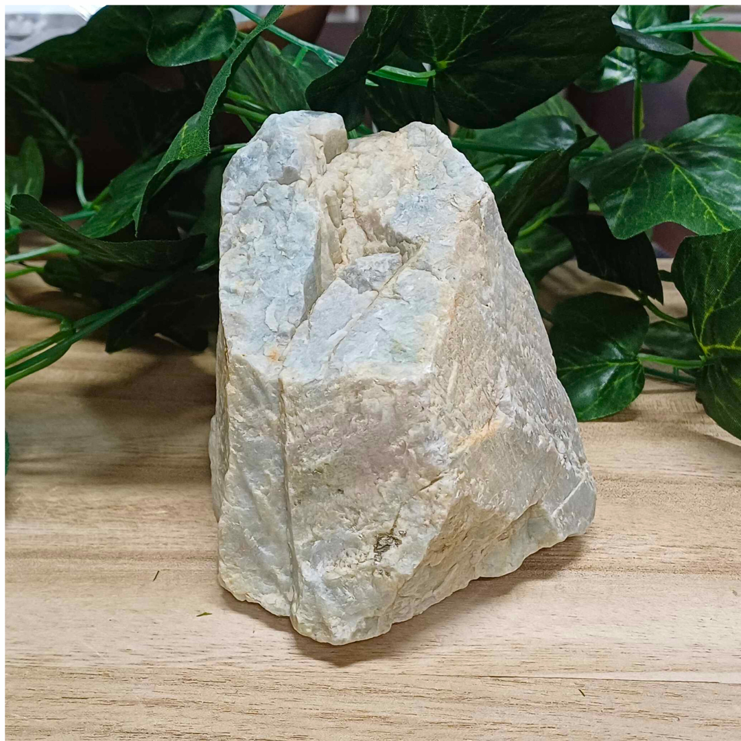 Beryl Aquamarine Rough Crystal 001 – The Oracle Shop