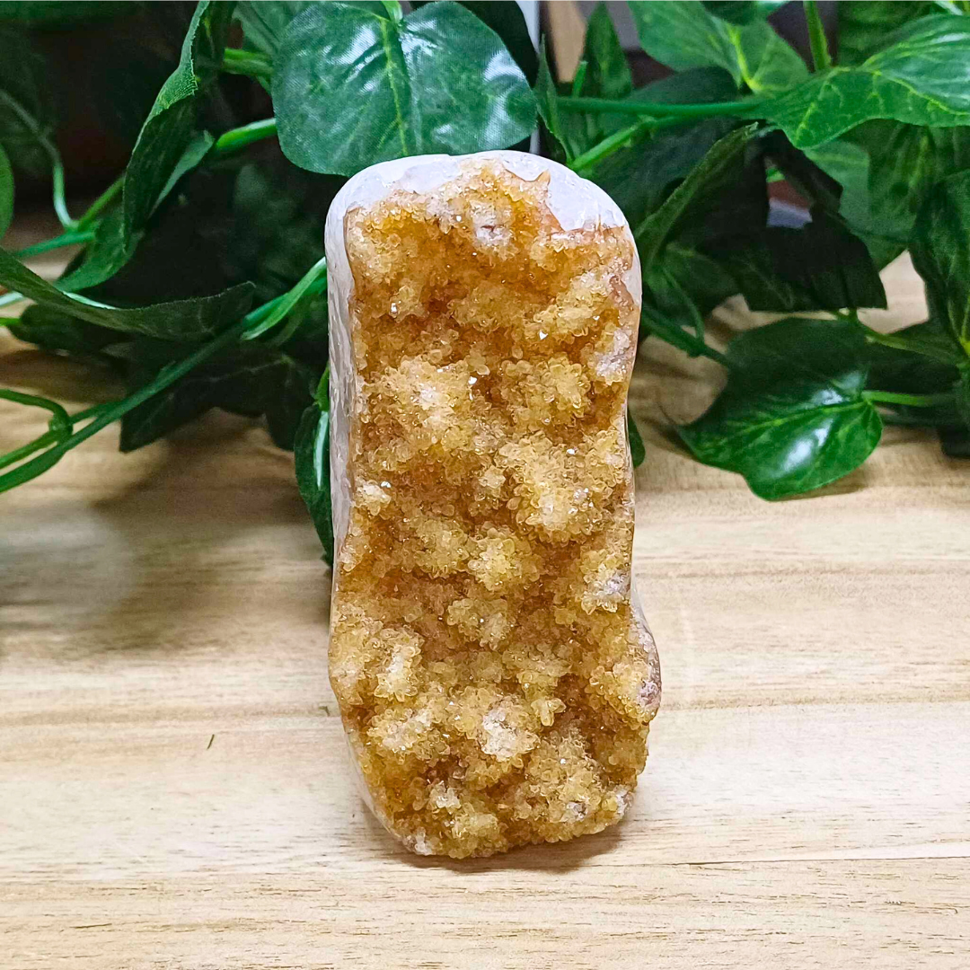 Citrine Geodes Base Cut 003 – The Oracle Shop
