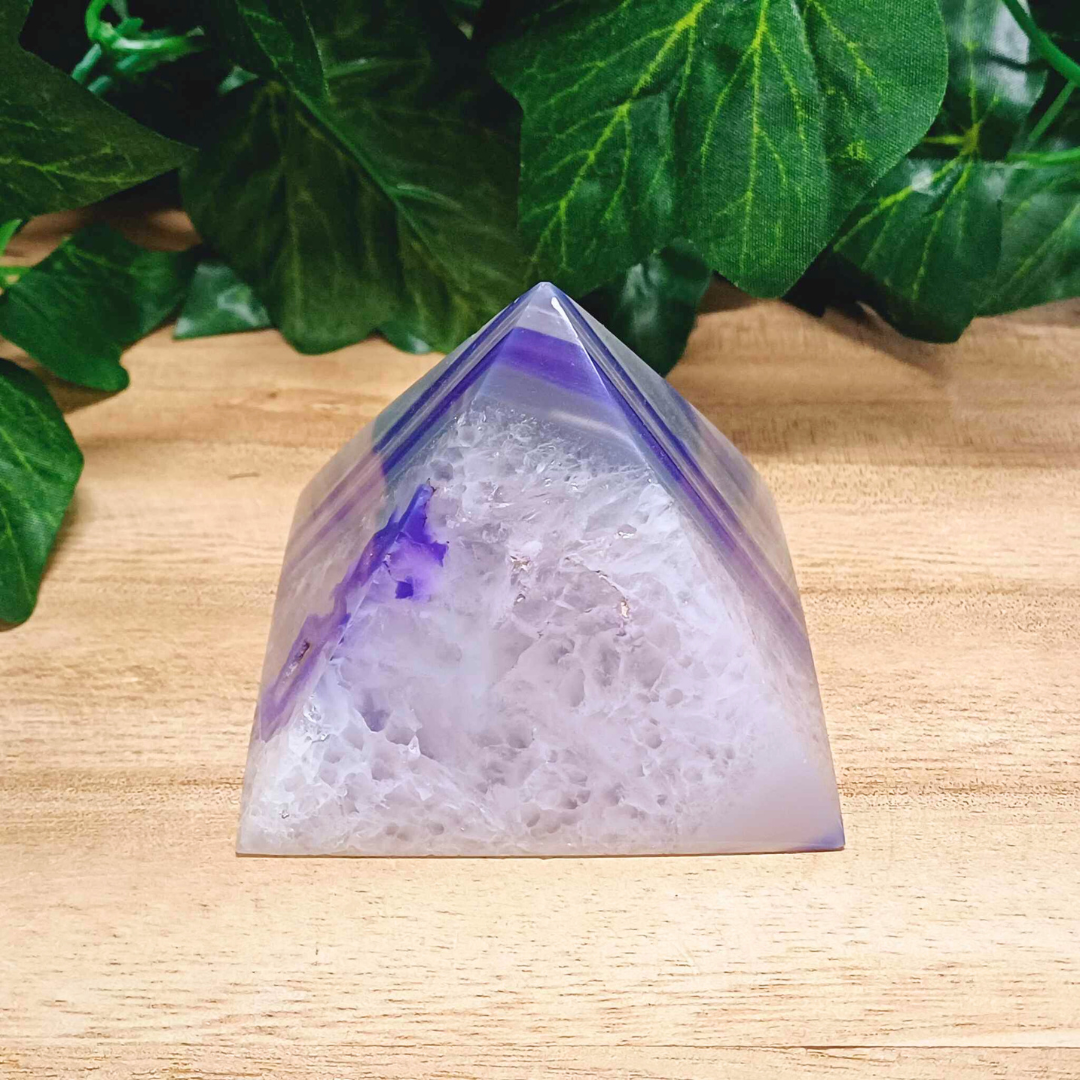Purple Agate Pyramid 002 – The Oracle Shop