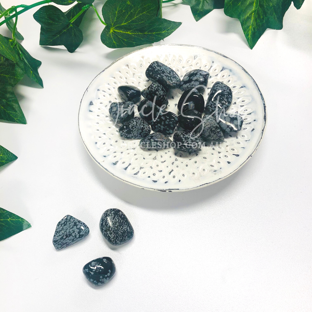 Snowflake Obsidian Tumbled – The Oracle Shop